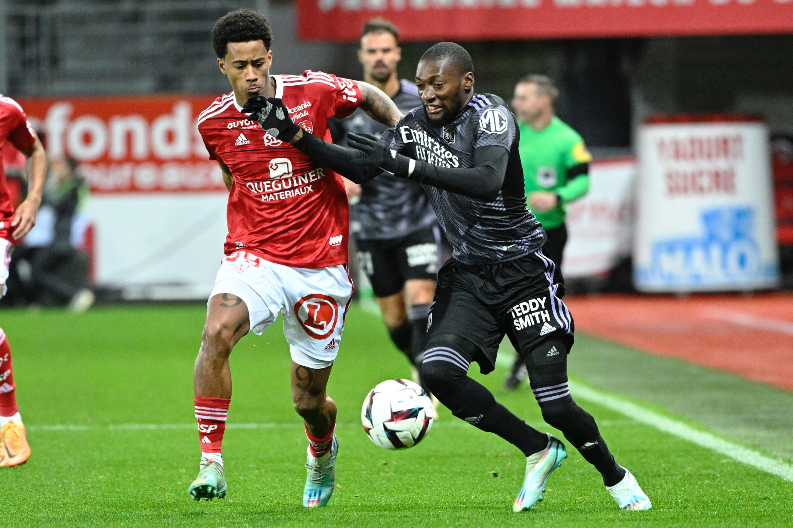 OL - Mercato : Rennes pense à Toko-Ekambi pour suppléer Terrier OL - Mercato : Rennes pense à Toko-Ekambi pour suppléer Terrier