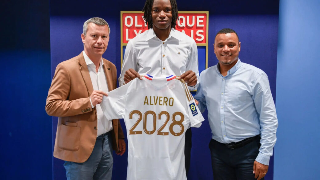 Mercato : Skelly Alvero s’engage pour 5 ans avec l’OL