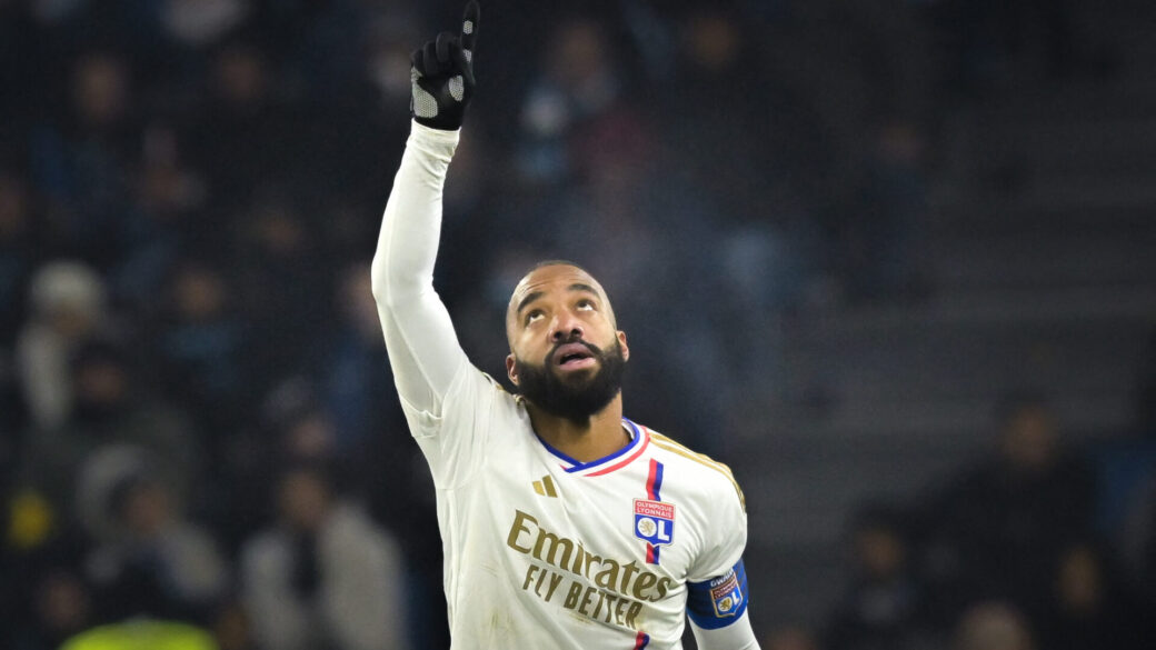 OL - Angers : Alexandre Lacazette sera honoré samedi