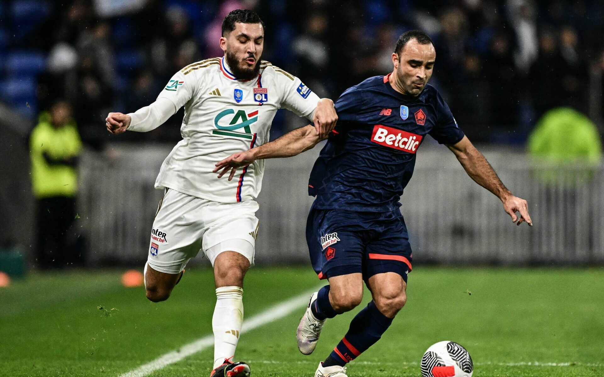 OL - Lille (2-1) : Pierre Sage évoque le cas Rayan Cherki