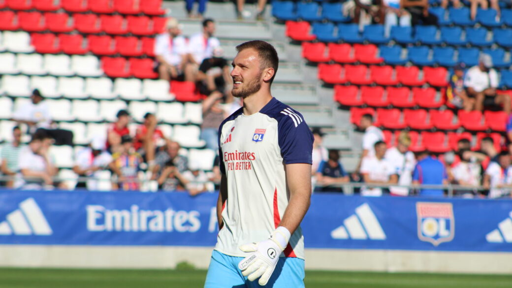 ASSE - OL : Perri va manquer le derby, Descamps titulaire