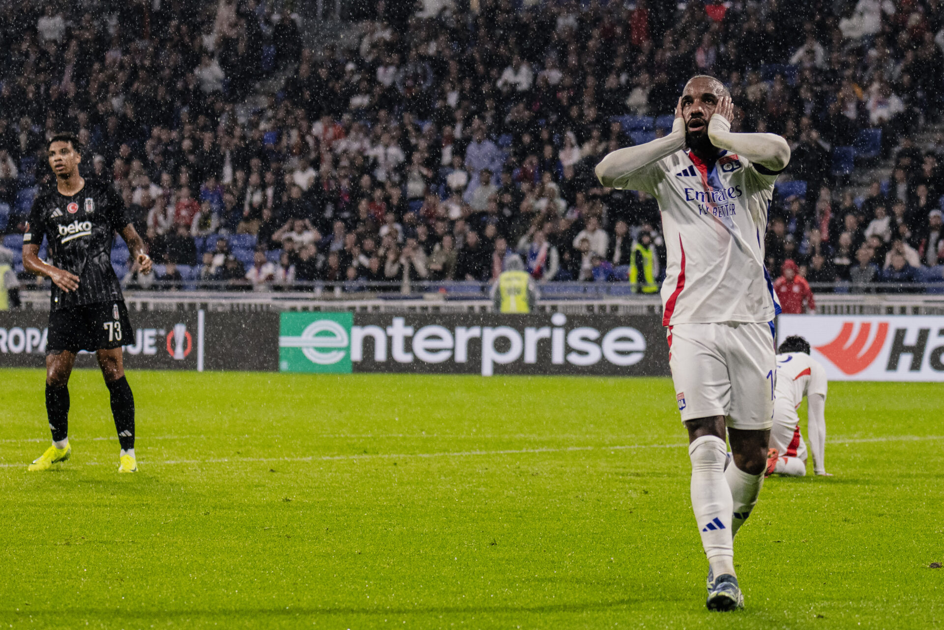 OL - Besiktas (0-1) : dominer n’est pas gagner, Tessmann s’illustre