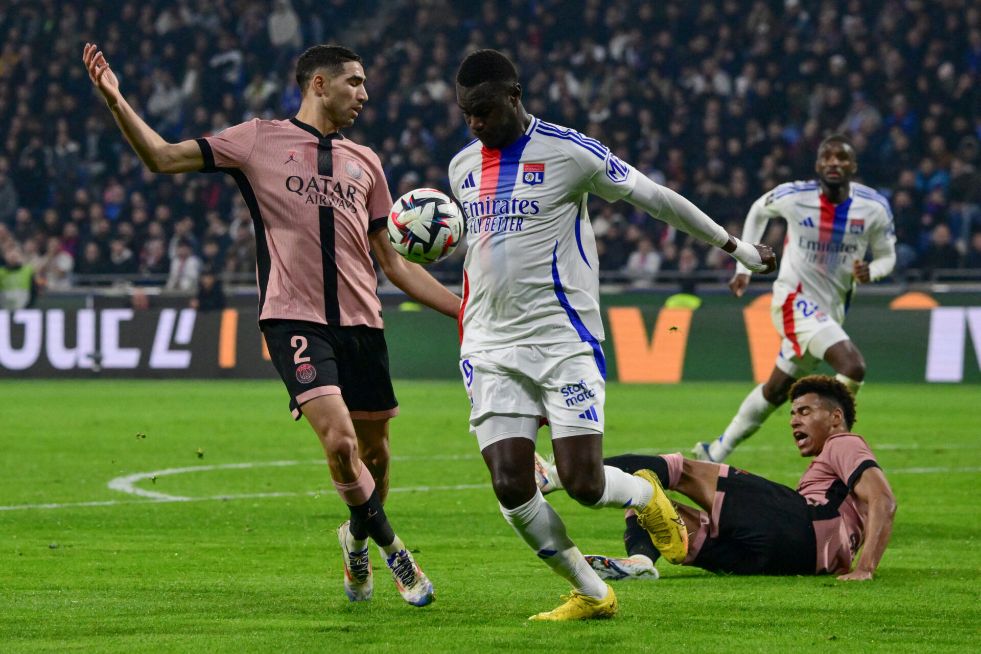 Ligue 1 - Ligue Europa : le calendrier de l'OL en novembre