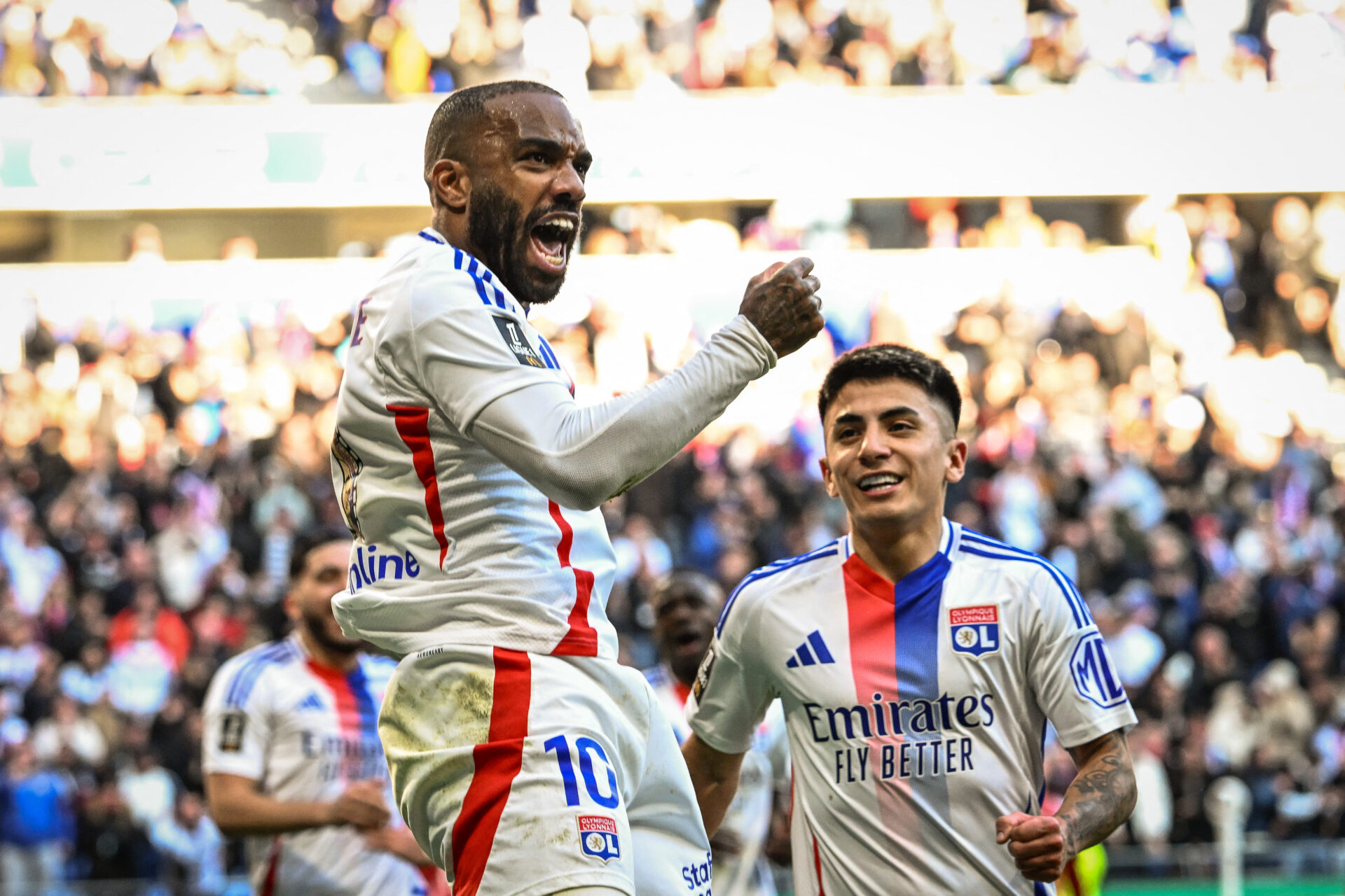 L'OL avec Lacazette et Almada, Cherki et Mikautadze sur le banc