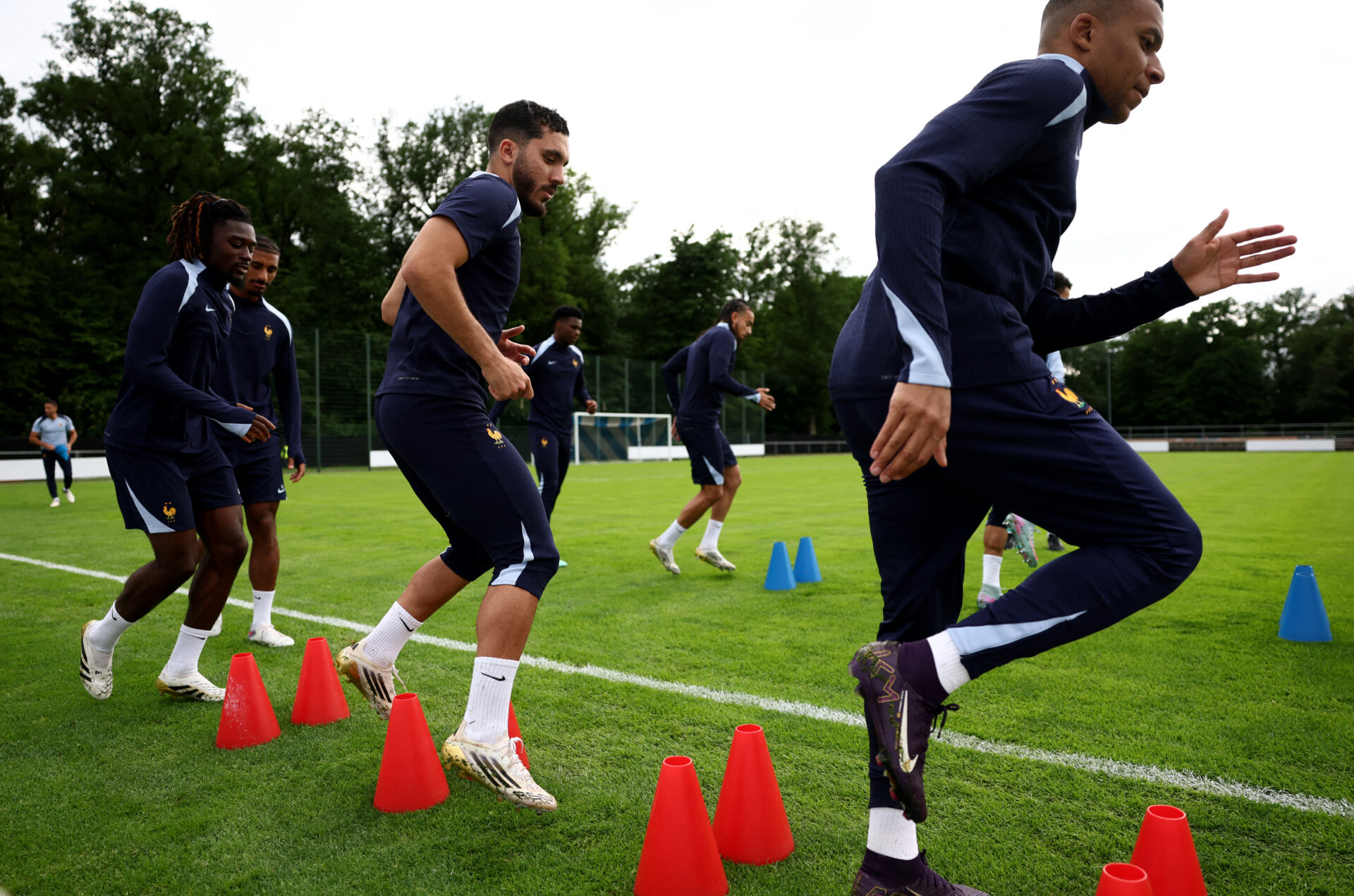 France : Cherki (OL) voudra valider sa première contre l'Allemagne
