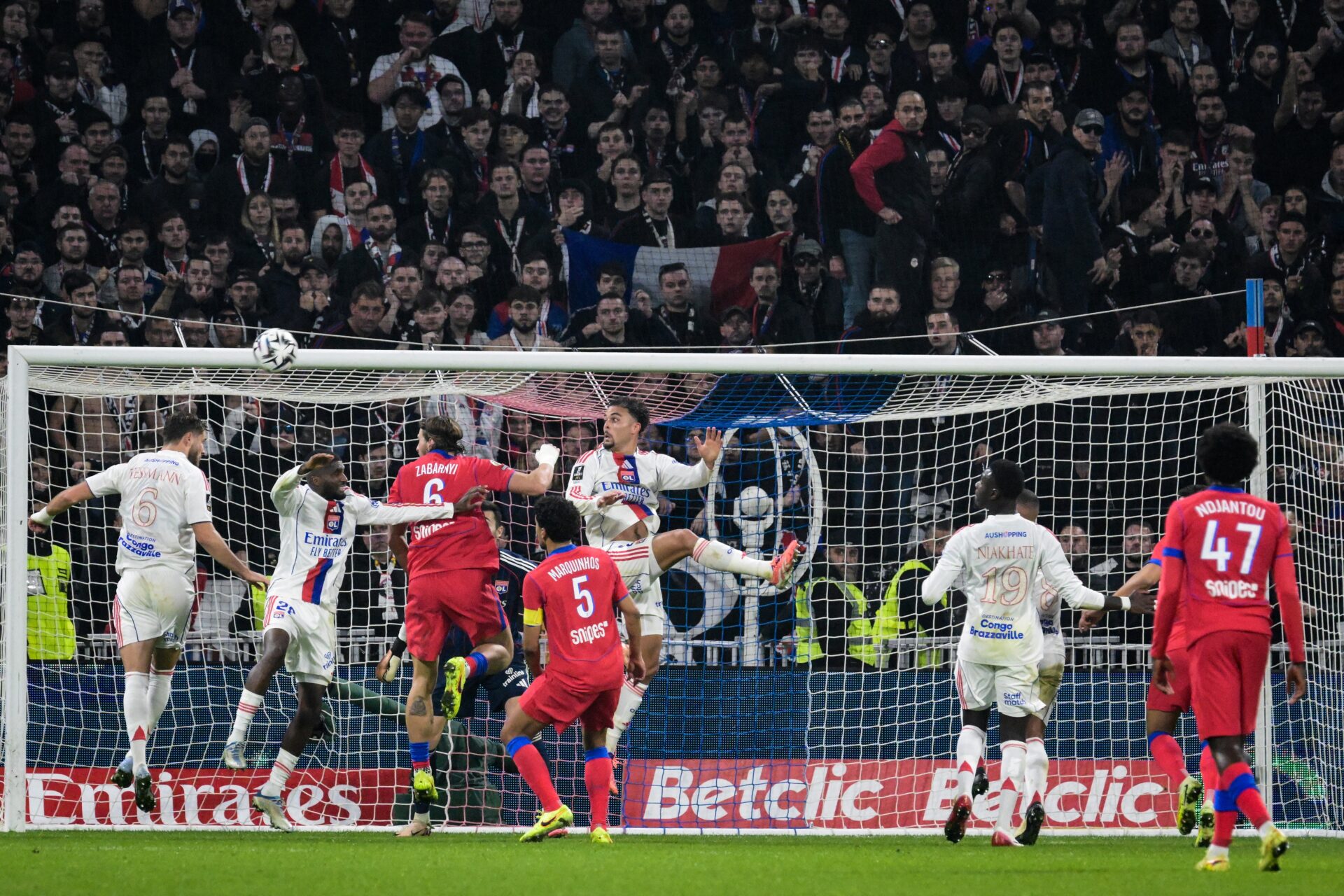 Après les polémiques contre le PSG, l’OL a pu tester la VAR