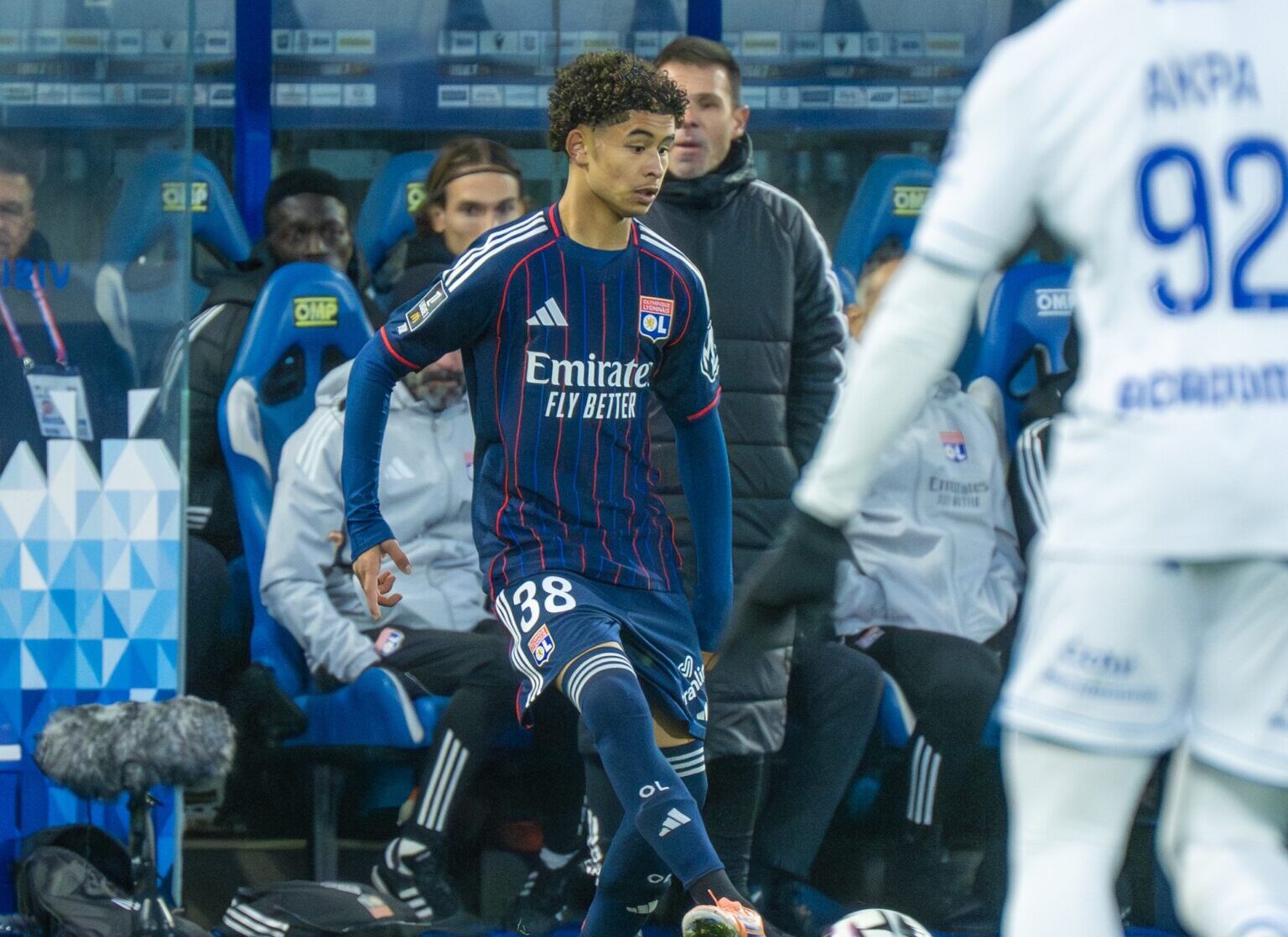 À 16 ans et 306 jours, Hamdani entre dans l’histoire de l’OL