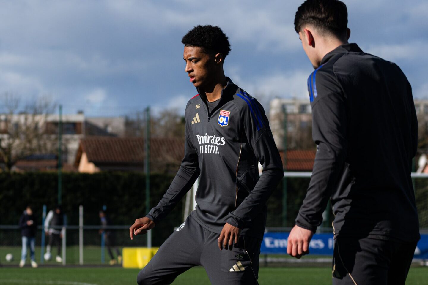 OL - Laval : Descamps titulaire, Yaremchuk et Kamara non qualifiés